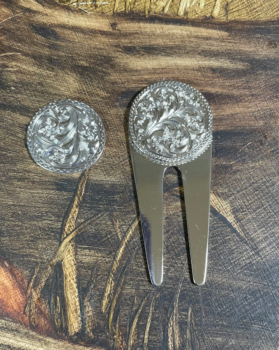 Golf divot fixer/ball marker – JAD Custom Engraving
